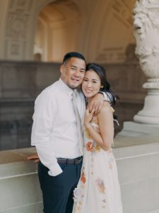 tomoko + daniel | SAN FRANCISCO CITY HALL PORTRAITS - cassievalente.com